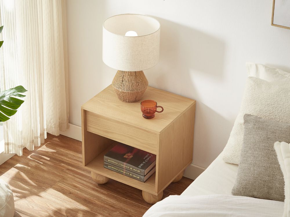 Ballico Bedside Table - Oak – Lifely