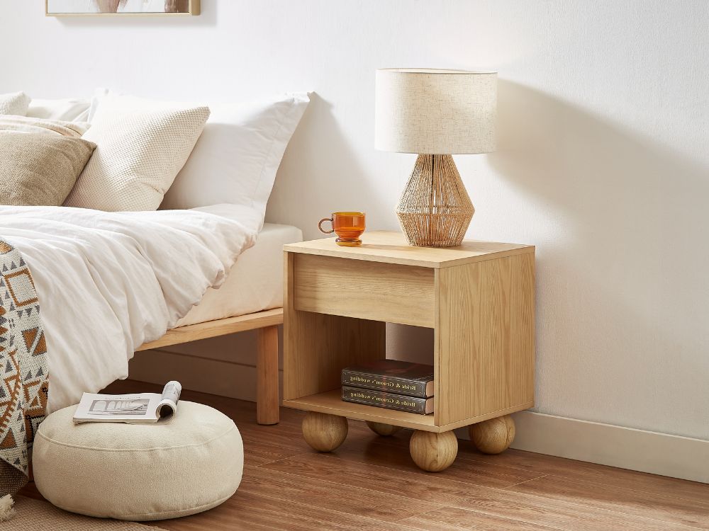 Ballico Bedside Table - Oak – Lifely