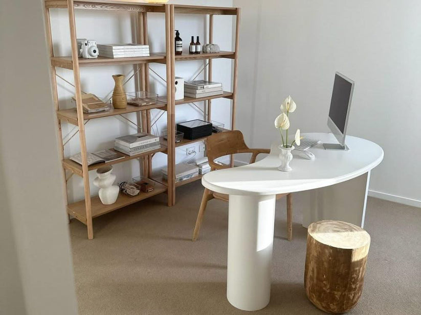 Pebble Desk – Lifely