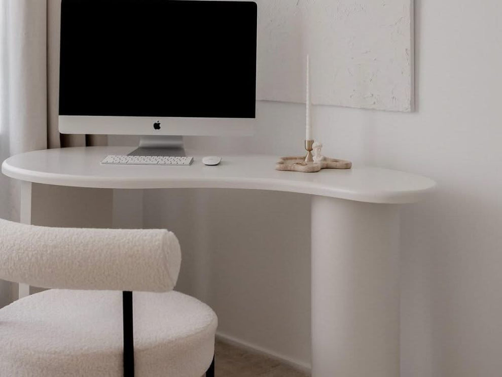 Pebble Desk – Lifely